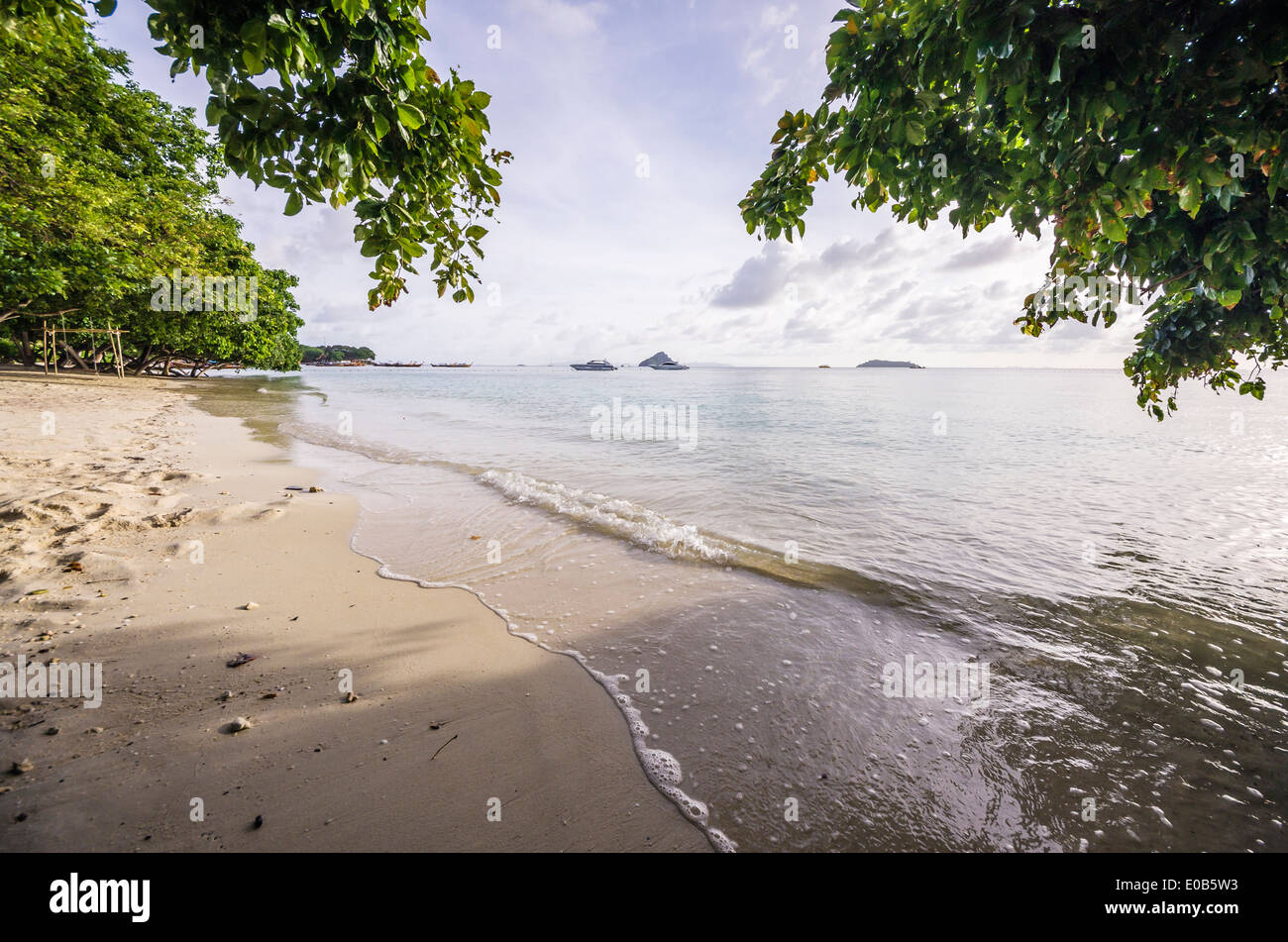 Koh phi don in hi-res stock photography and images - Alamy