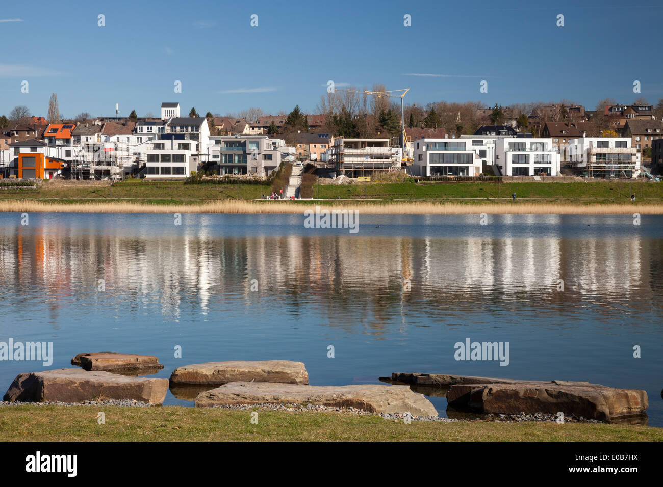 Germany, North Rhine-Westphalia, Dortmund, Hoerde, Lake Phoenix, New ...