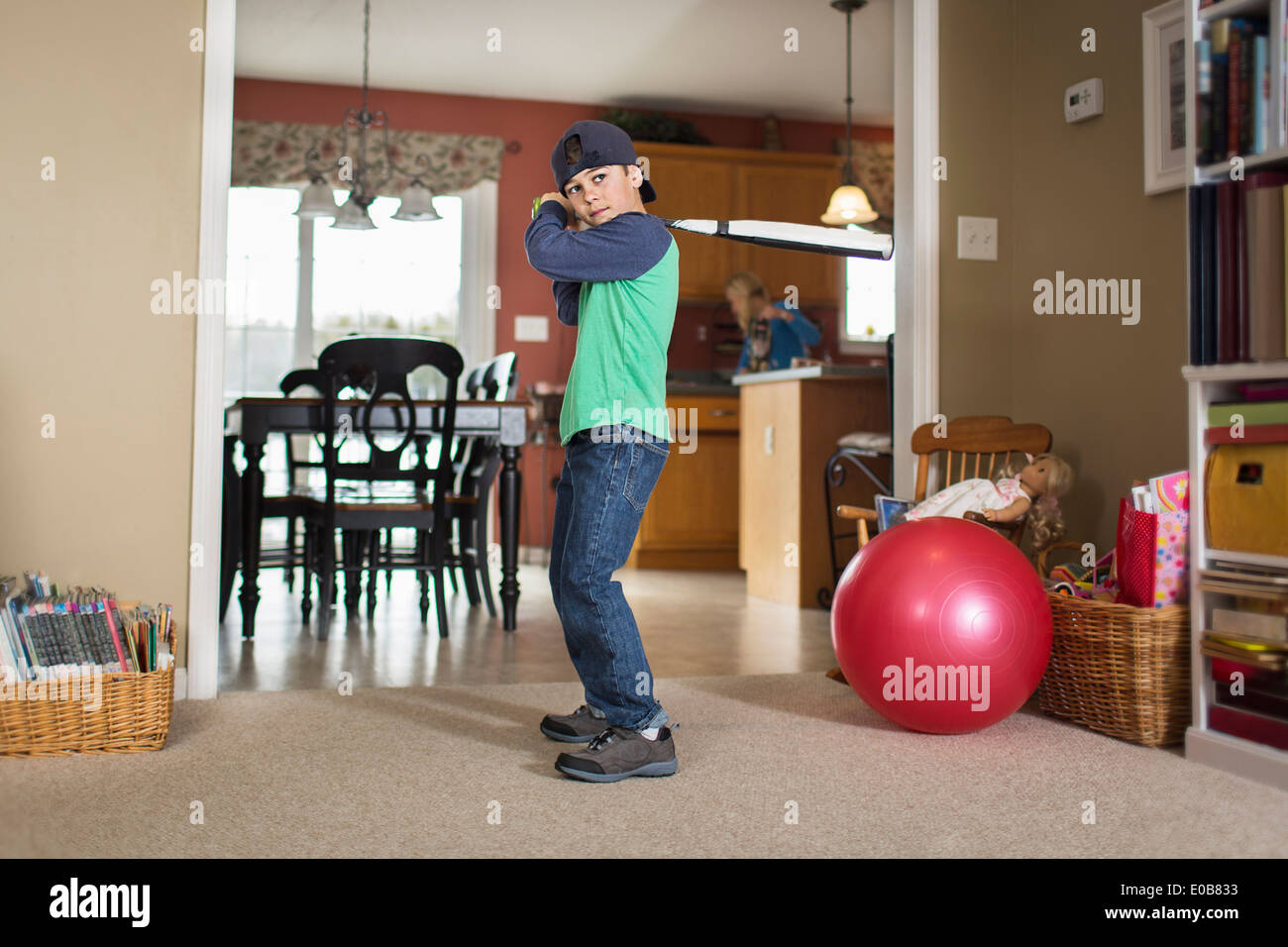 Children holding baseball bat hi-res stock photography and images - Alamy