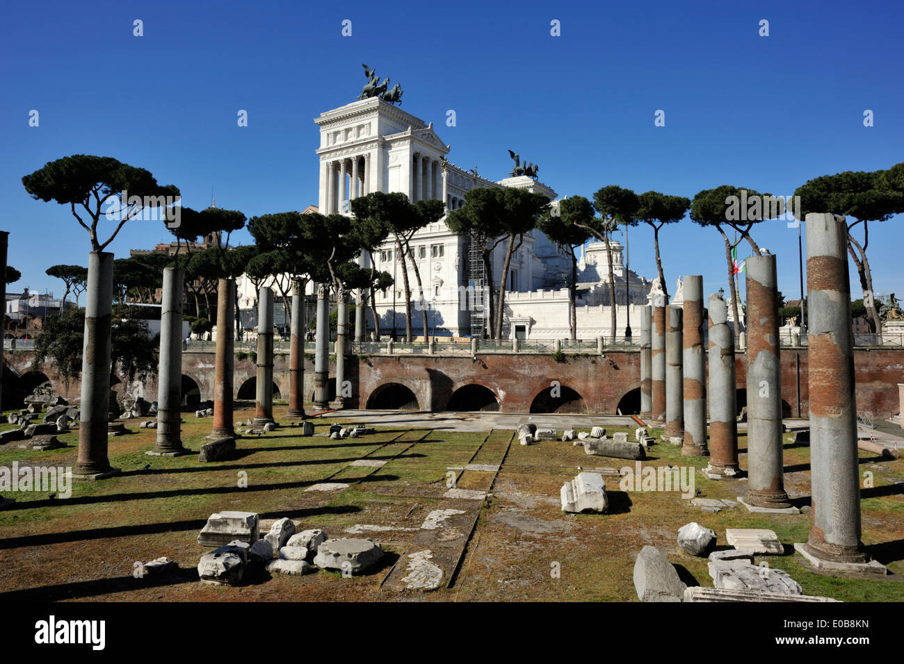 Italy, Rome, Trajan Forum, Basilica Ulpia and Vittoriano Stock Photo ...