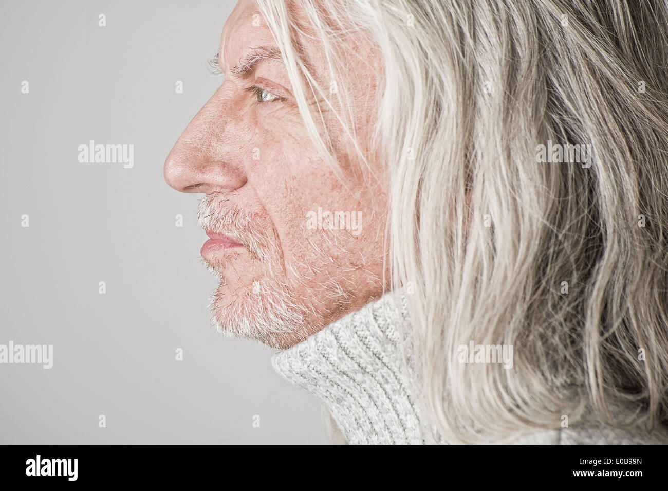 Side view portrait of man hi-res stock photography and images - Alamy