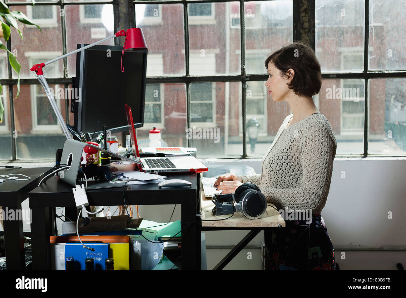 Computer design studio hi-res stock photography and images - Alamy