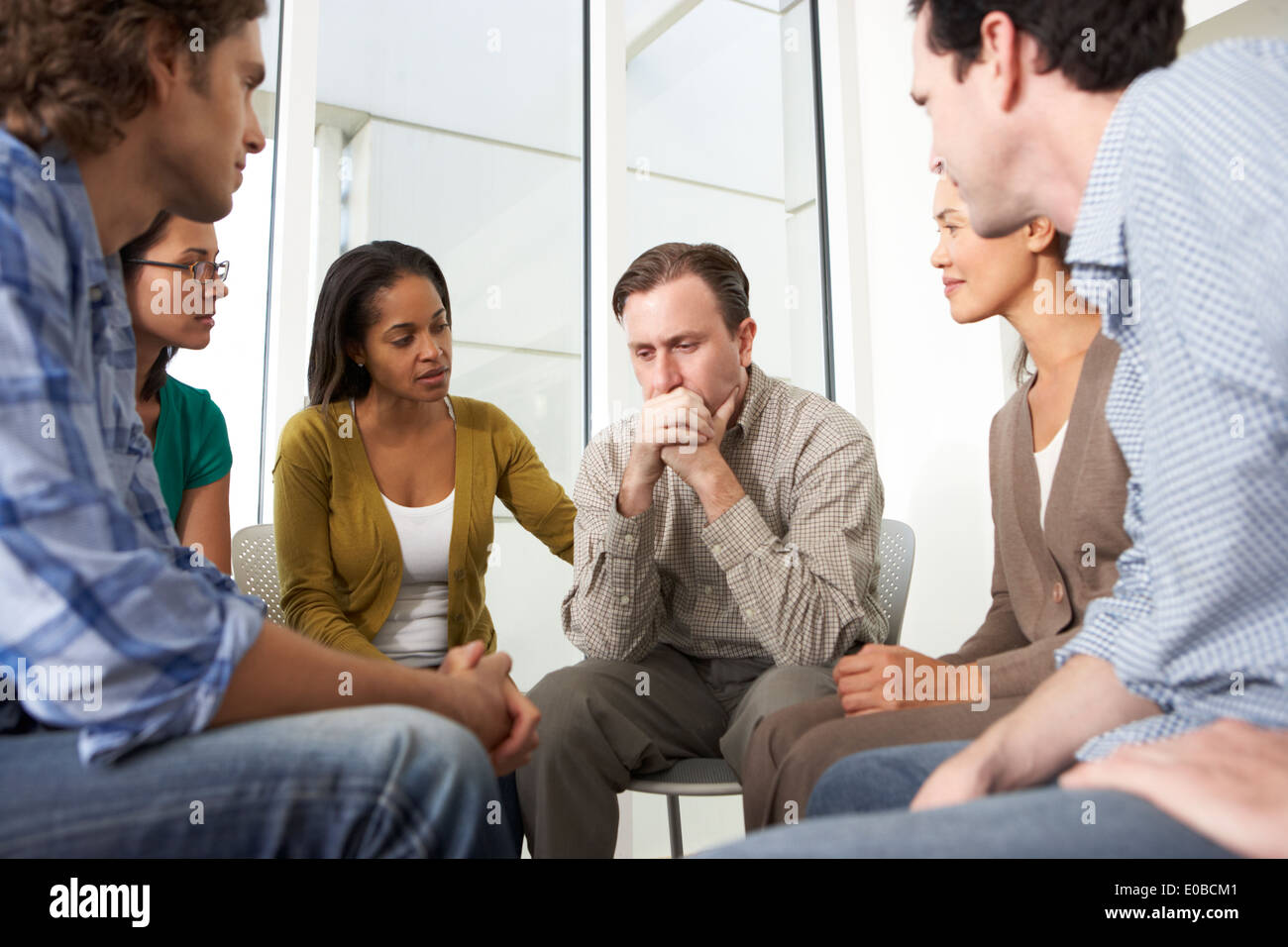 Support group hi-res stock photography and images - Alamy