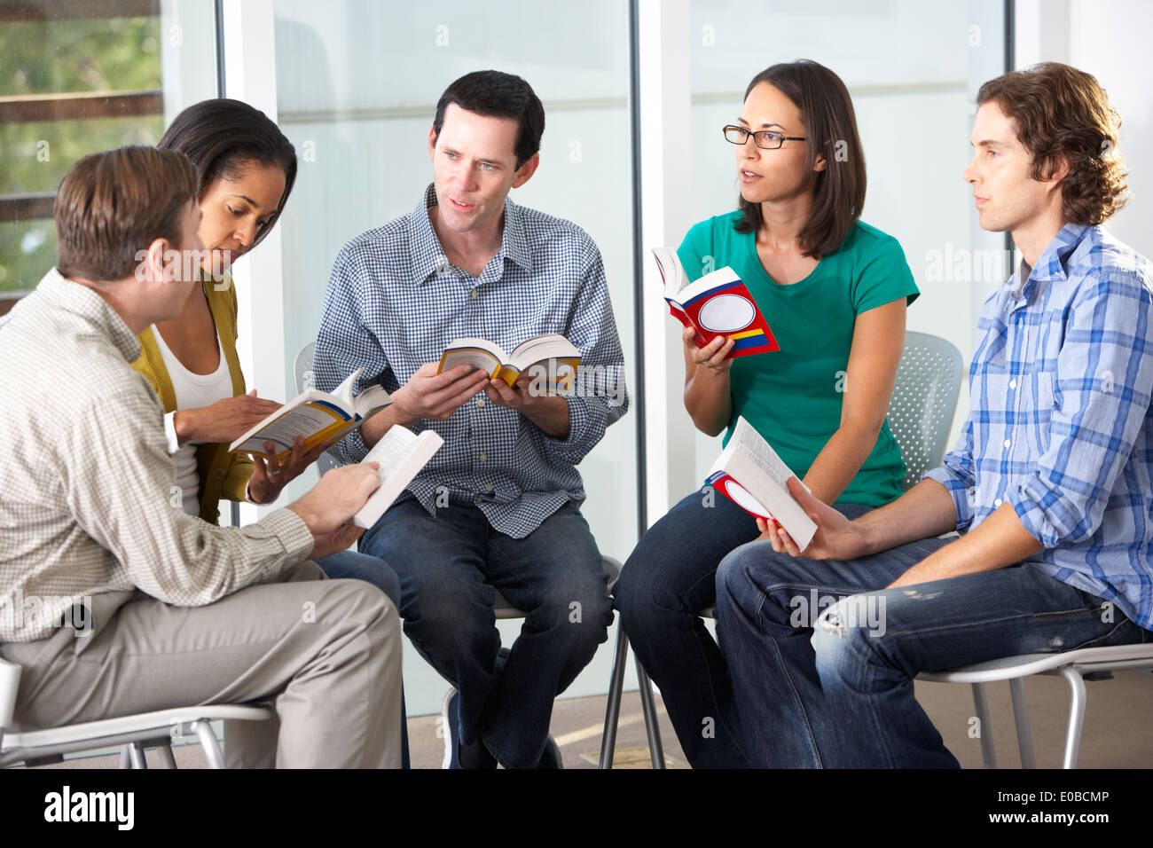 African woman reading bible hi-res stock photography and images - Alamy