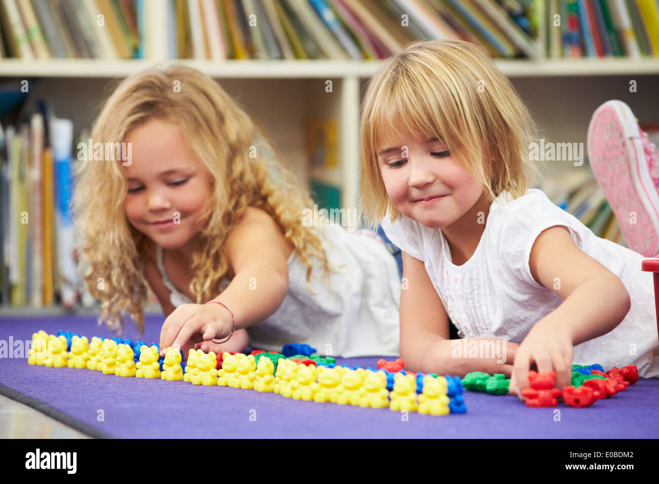 Pupils counting hi-res stock photography and images - Alamy