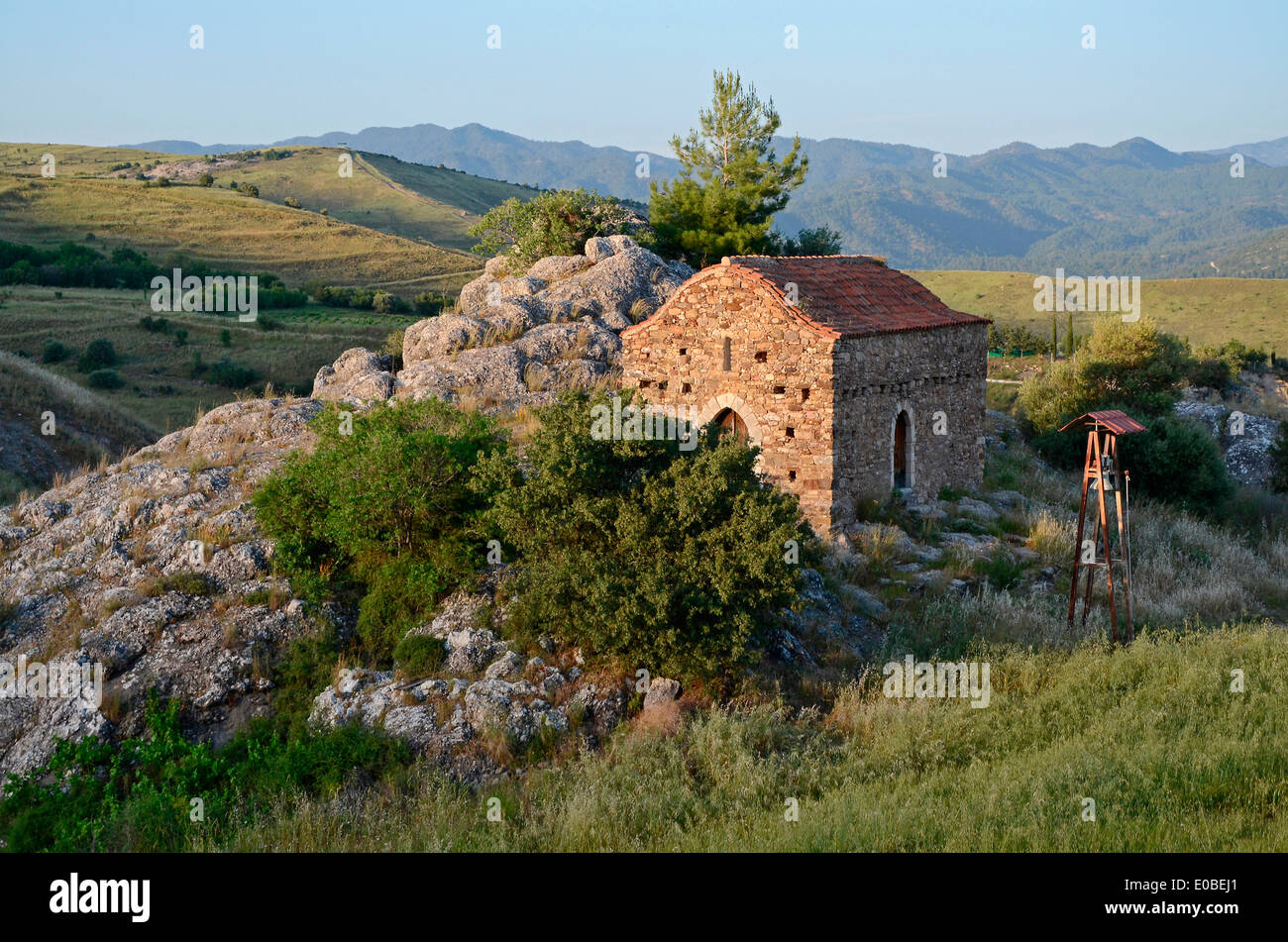 Isolated valley hi-res stock photography and images - Alamy