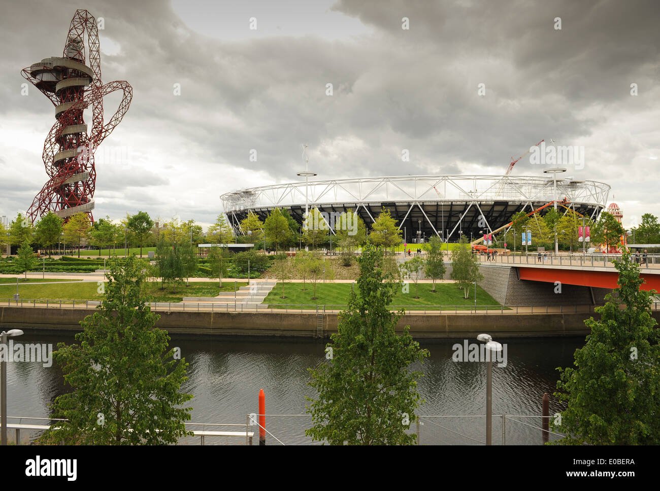 London olympic park hi-res stock photography and images - Alamy
