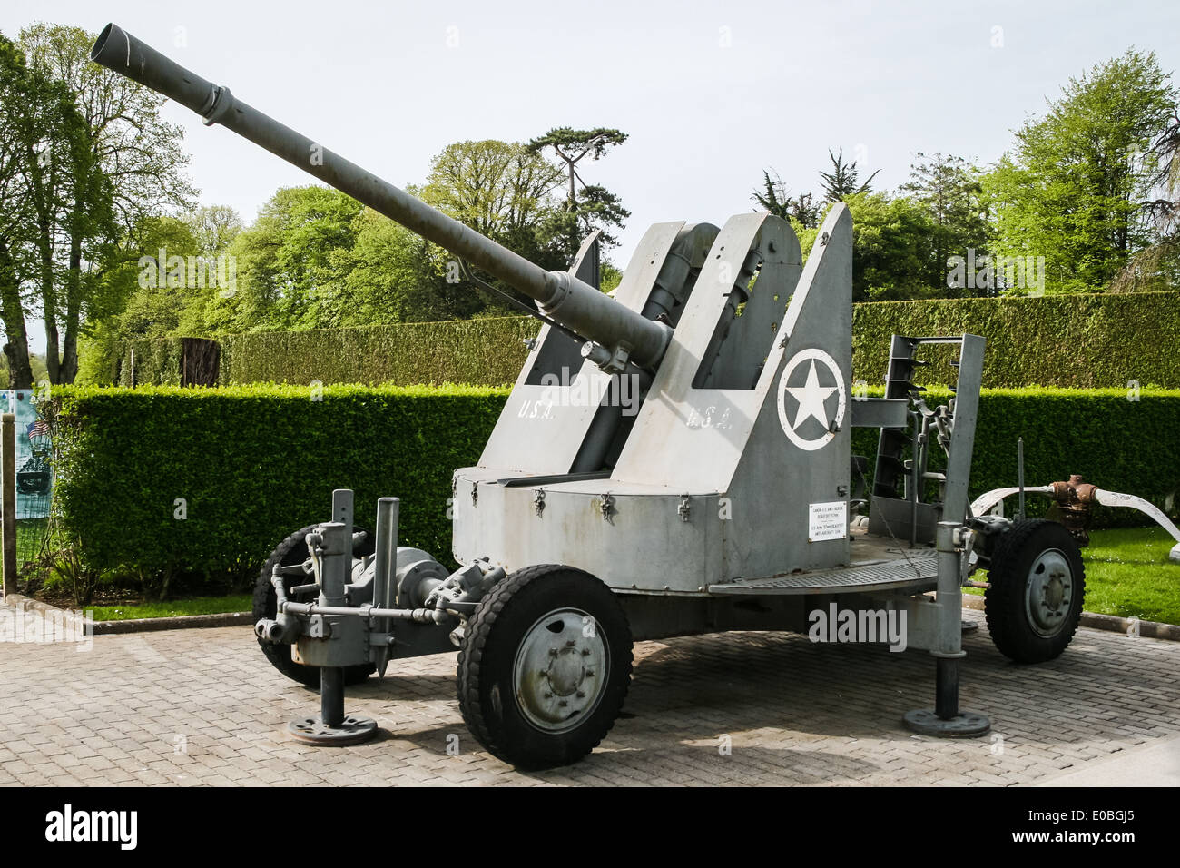 US Army 57mm Beaufort Anti-Aircraft Gun at the Musee Airborne, Sainte ...