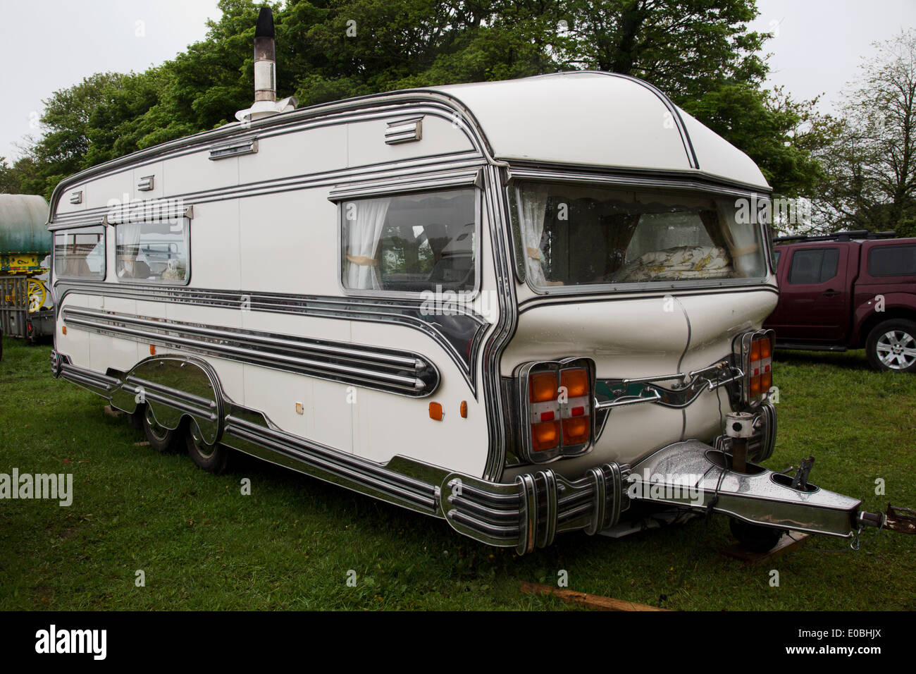Gypsy horse fair at Stow on the Wold on a very wet day Stock Photo - Alamy