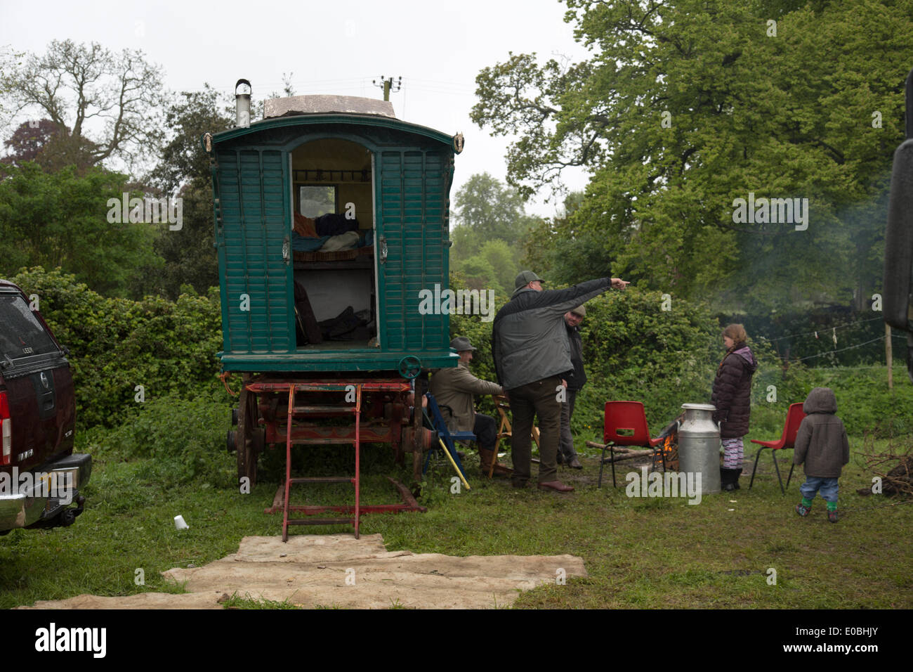 Gypsy horse fair at Stow on the Wold on a very wet day Stock Photo - Alamy