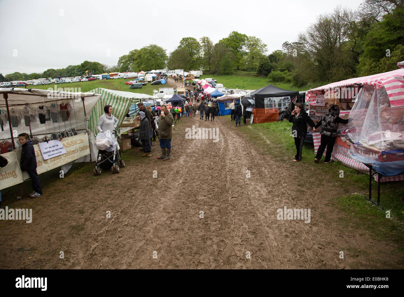 Gypsy horse fair at Stow on the Wold on a very wet day Stock Photo - Alamy