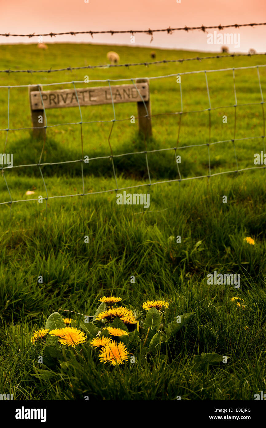 Private land restrictions hi-res stock photography and images - Alamy