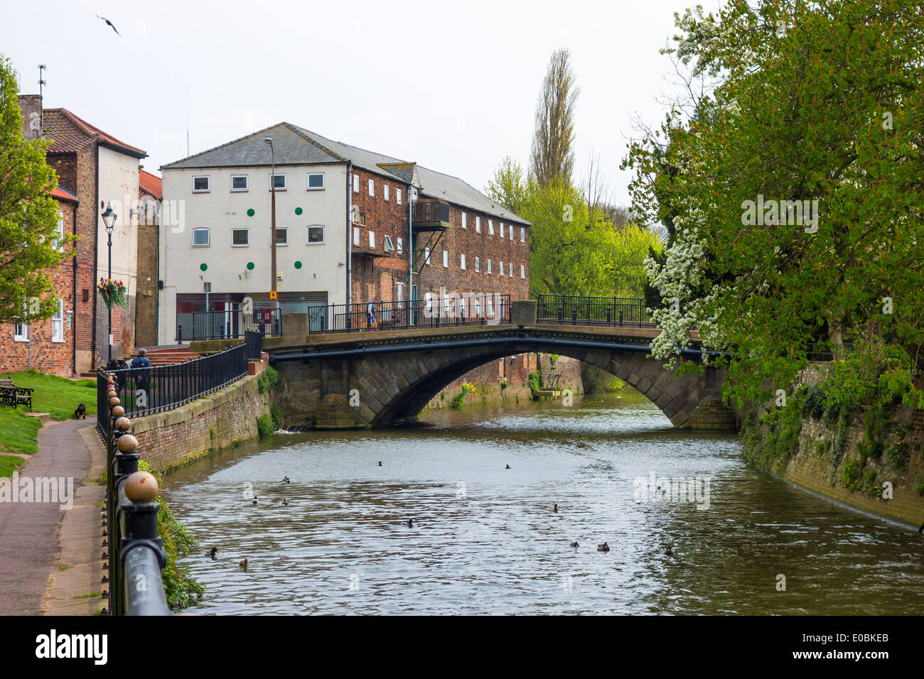 High street bridge hi-res stock photography and images - Alamy