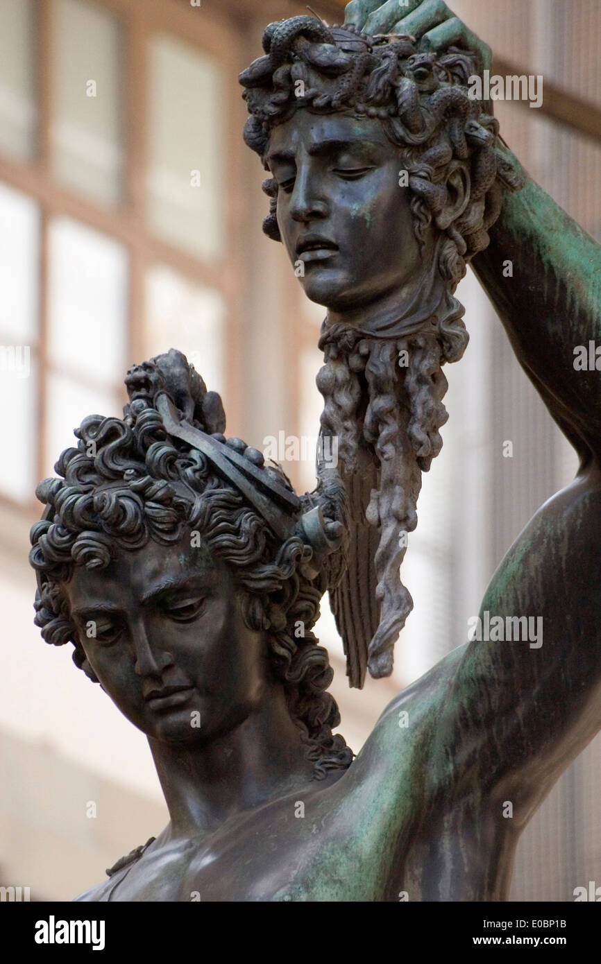 Perseo sculpture by benvenuto cellini hi-res stock photography and ...