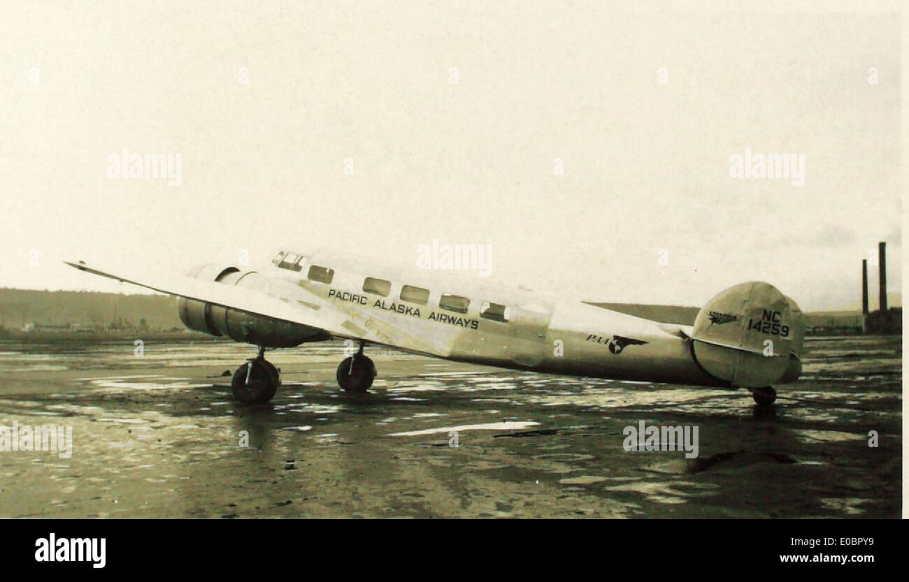 Lockheed10celectra hi-res stock photography and images - Alamy