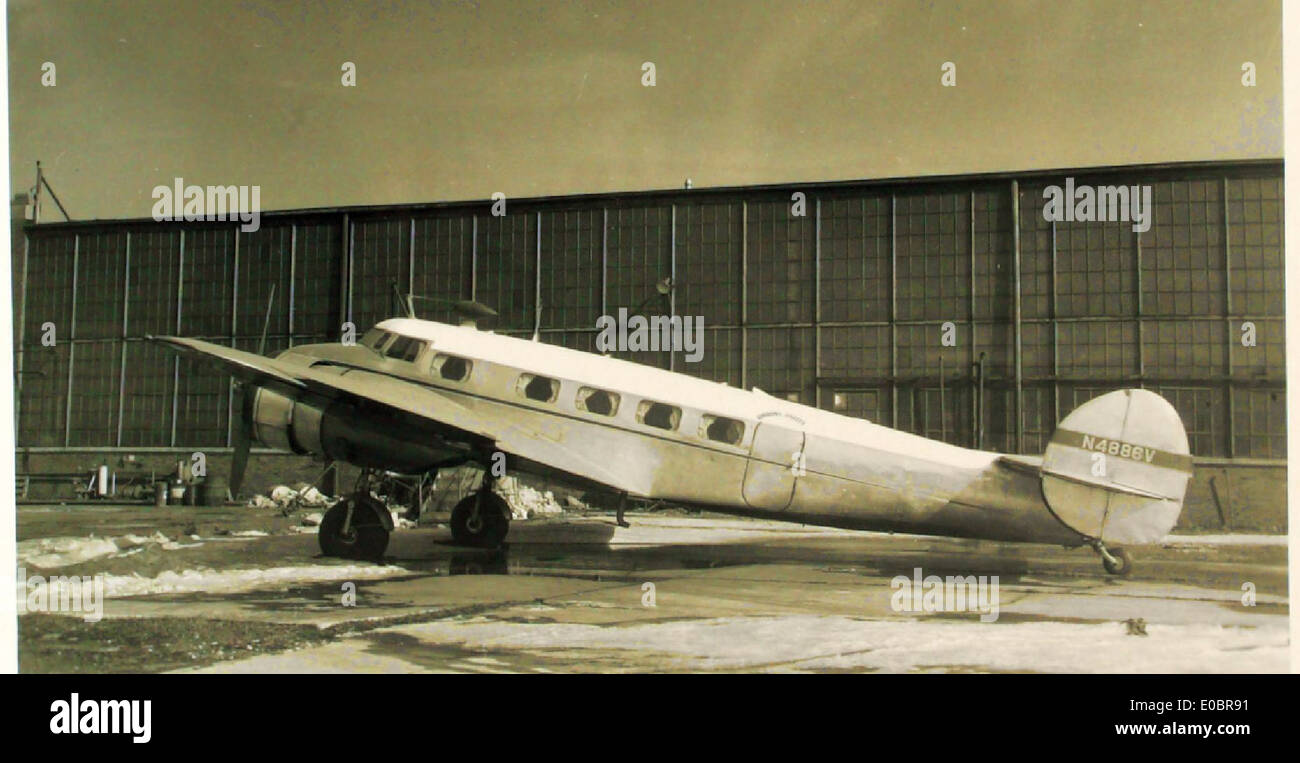 Lockheed electra earhart hi-res stock photography and images - Alamy