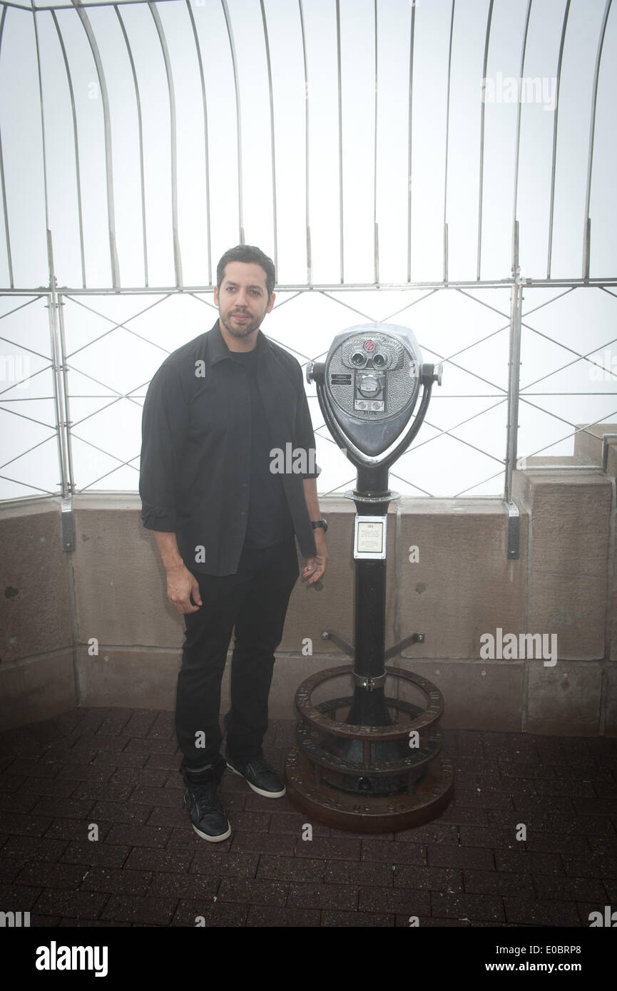 Manhattan, New York, USA. 8th May, 2014. DAVID BLAINE, magician-in ...