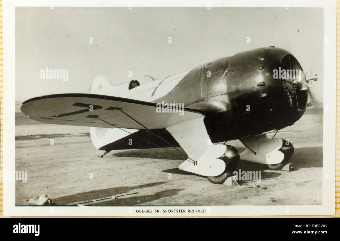 The Gee Bee R-2 Super Sportster is a high-performance racing aircraft ...