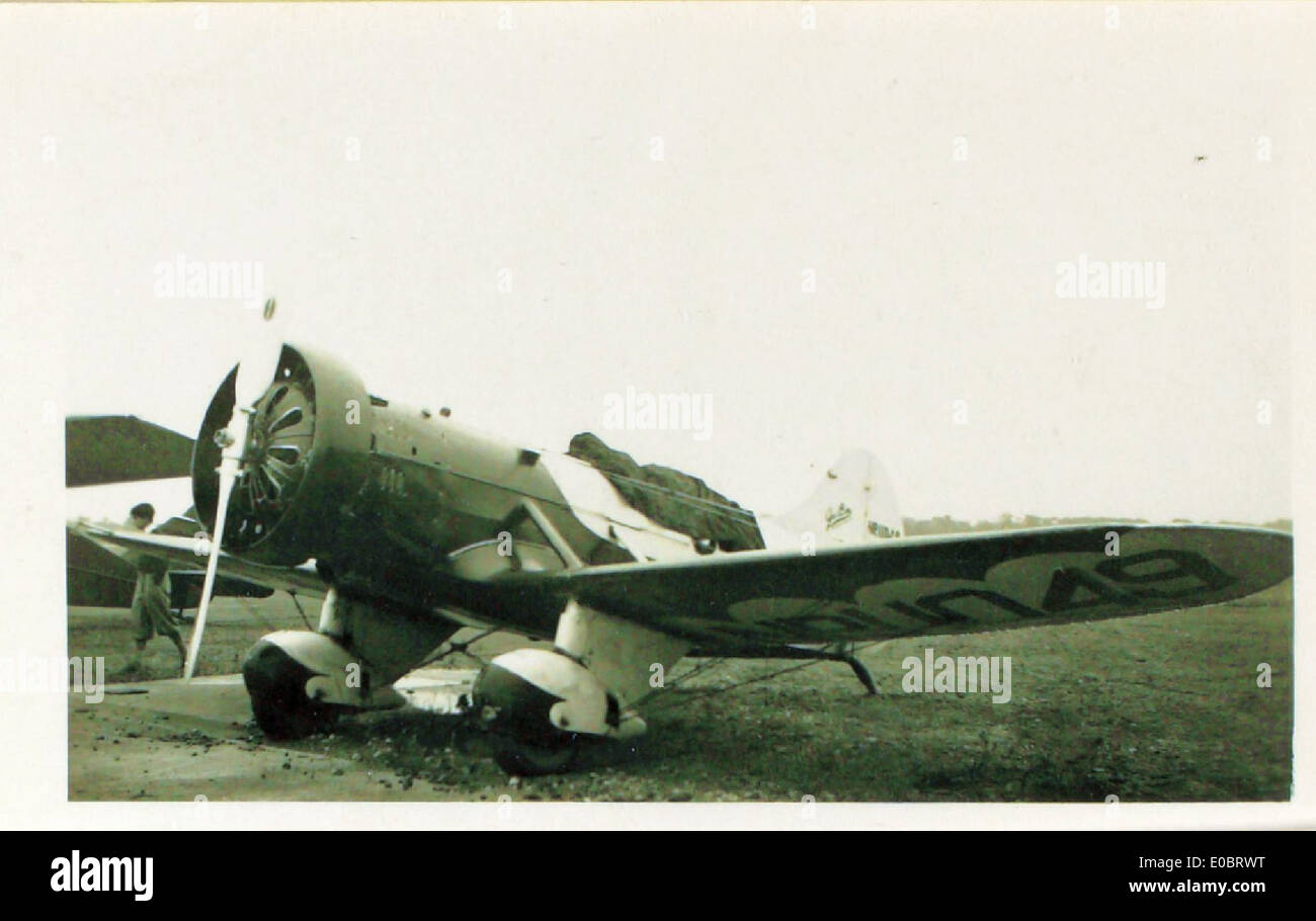 Gee bee sportster hi-res stock photography and images - Alamy