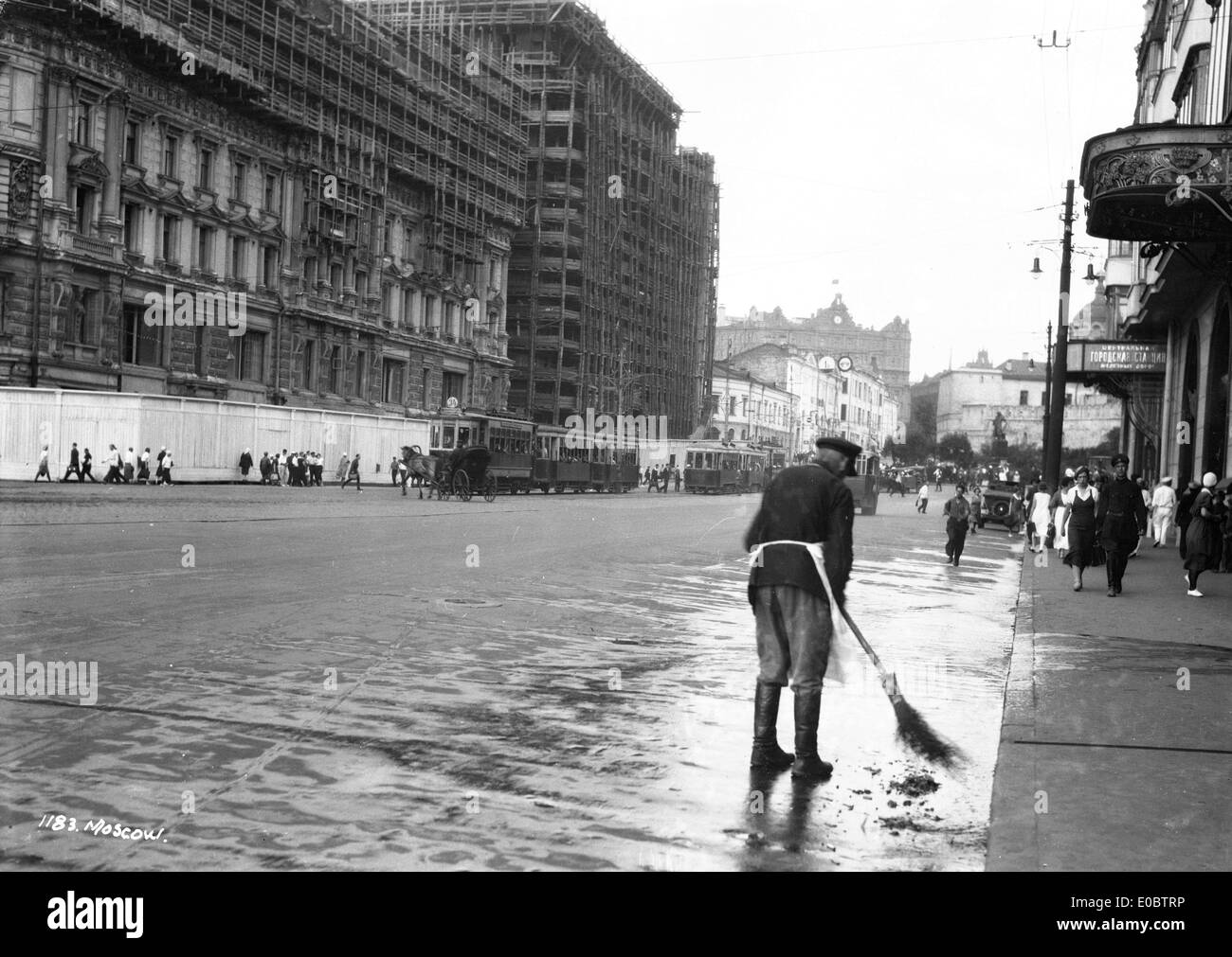 Russia street 1930s hi-res stock photography and images - Alamy