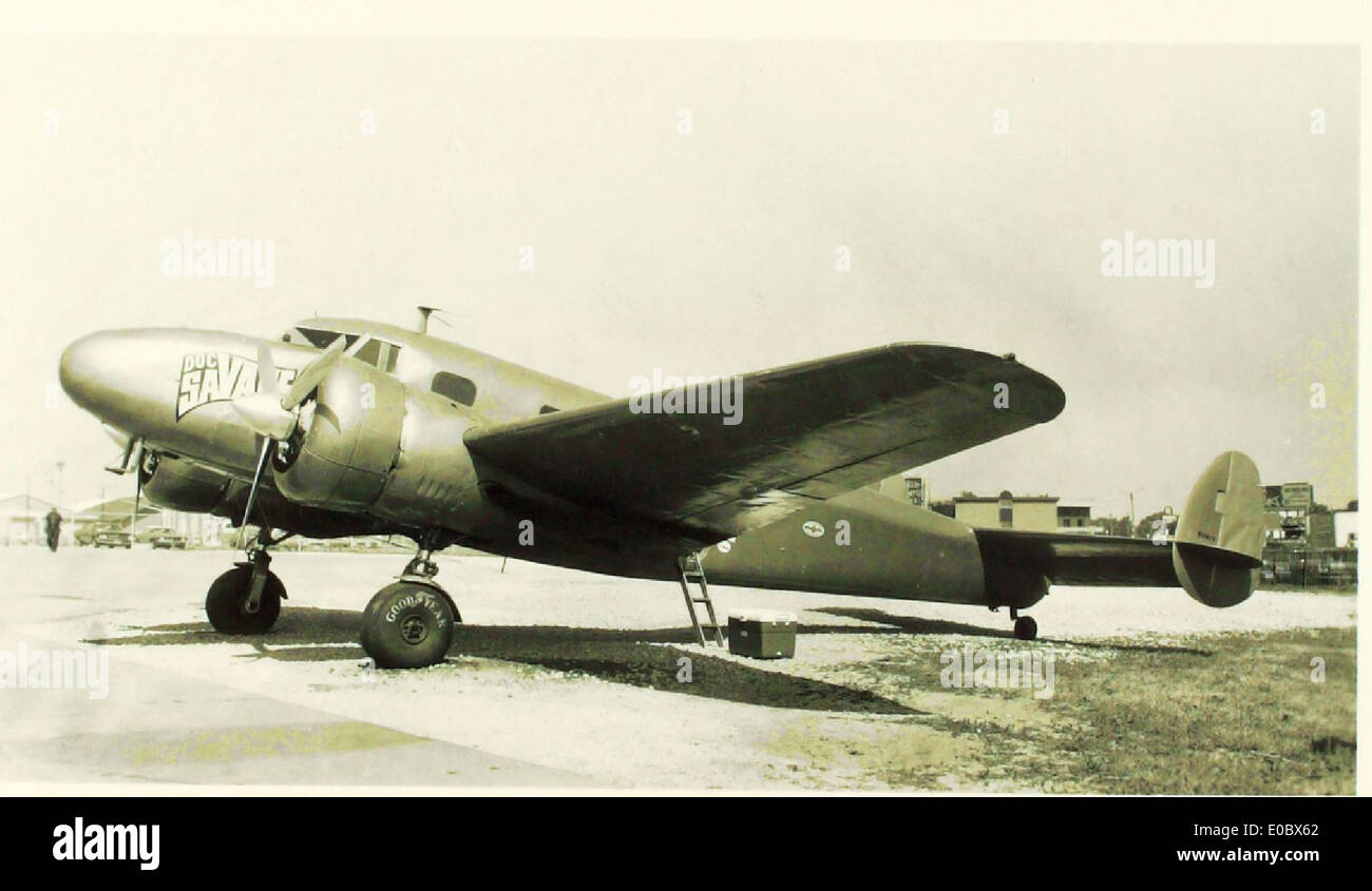Lockheed model 12 electra junior hi-res stock photography and images ...