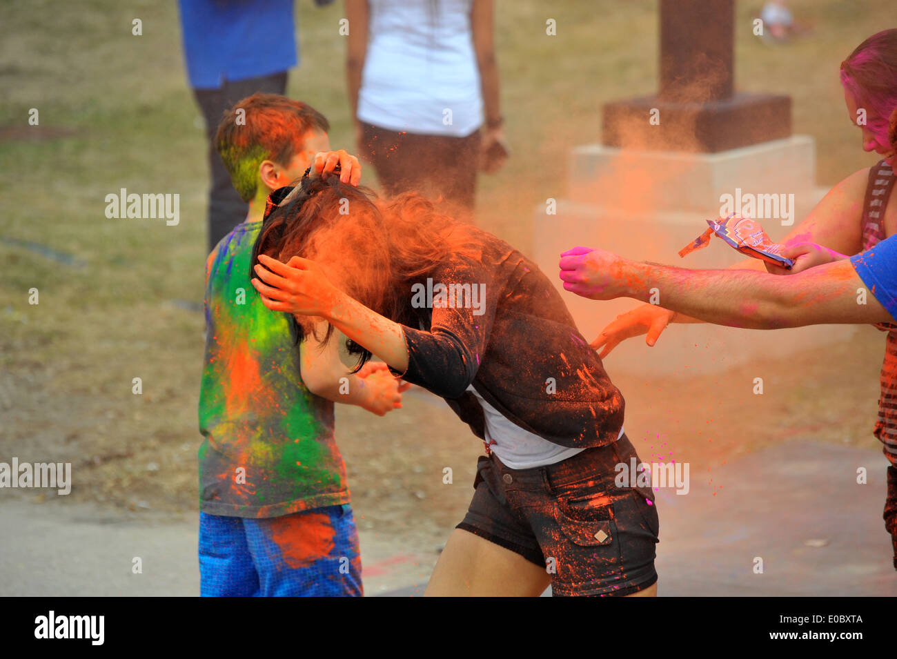 Canadians participate in the annual Spring Holi Festival by throwing ...