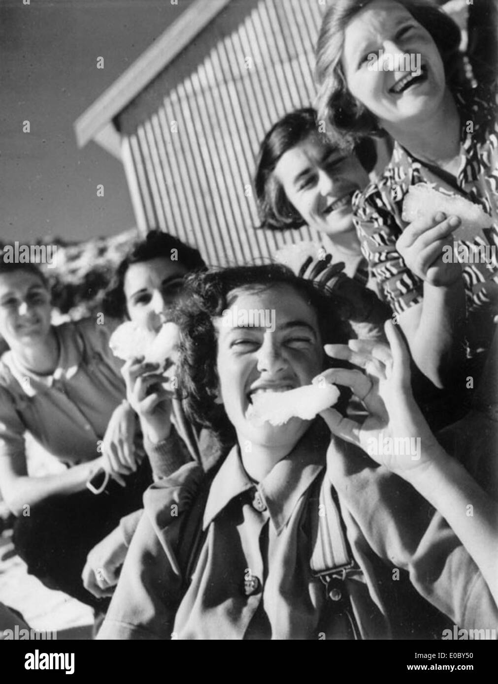 Outdoor treat Black and White Stock Photos & Images - Alamy