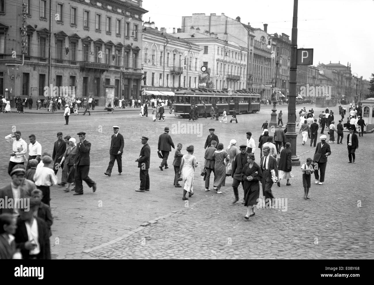 Russia 1930s hi-res stock photography and images - Alamy