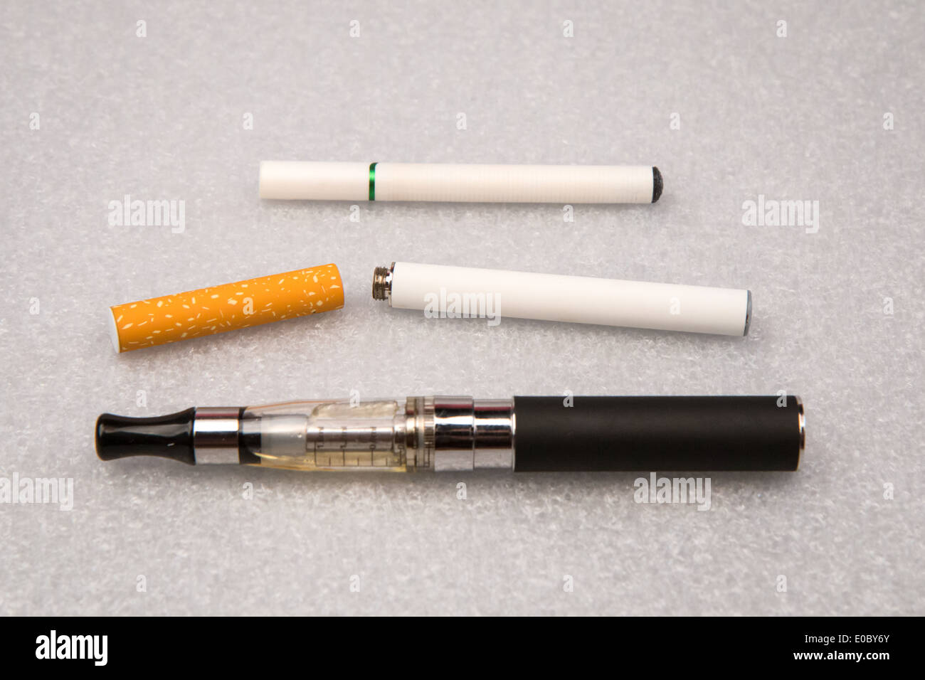Various types of e-cigarettes: vaporiser, rechargeable, disposable ...
