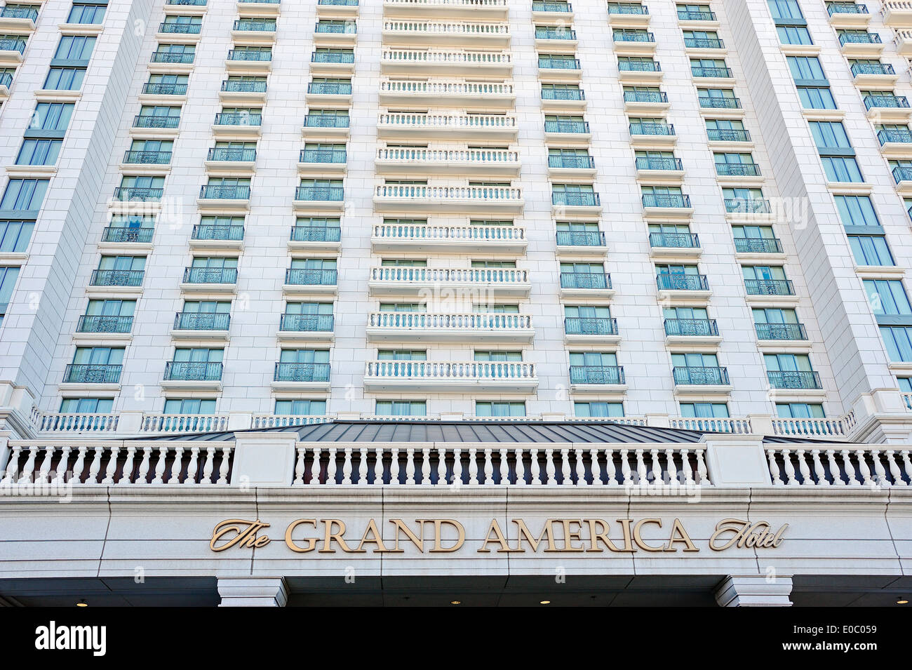 Fassade vom grand america hotel hi-res stock photography and images - Alamy