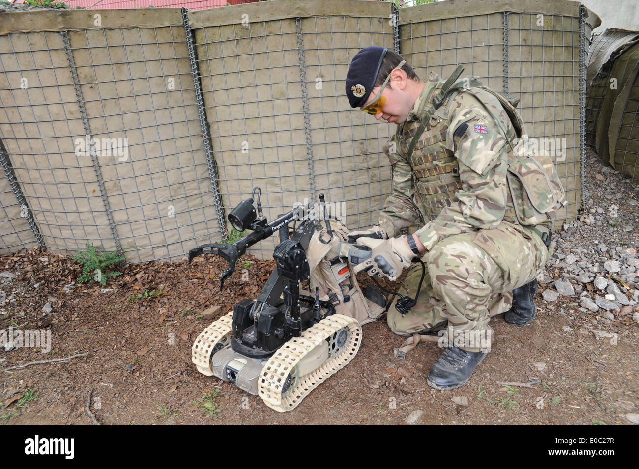DRAGON RUNNER is a lightweight, back-packable, multi-terrain robot ...