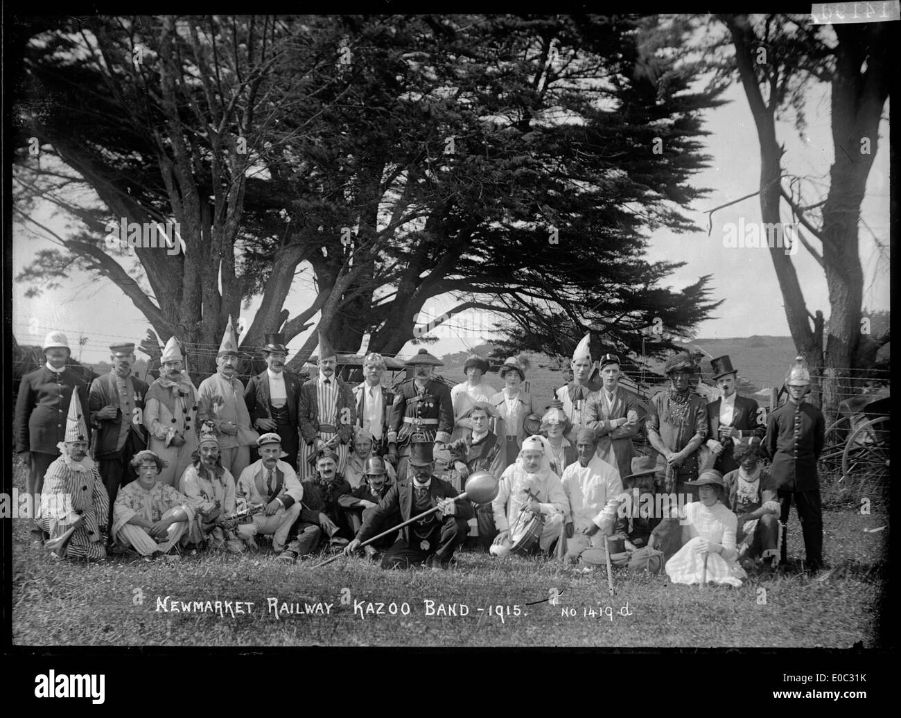 20th century community hi-res stock photography and images - Alamy