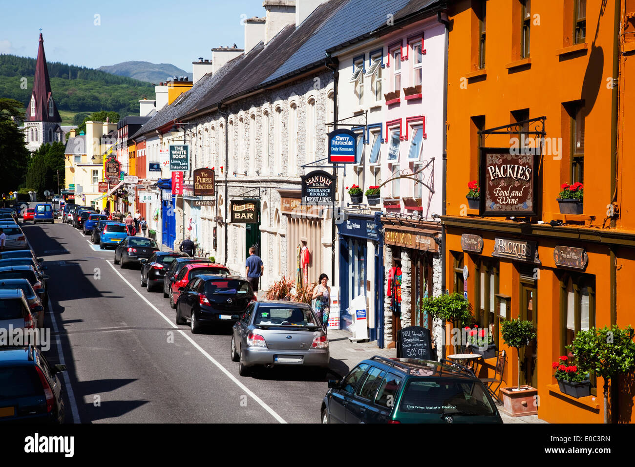 Outside of church county kerry hi-res stock photography and images - Alamy