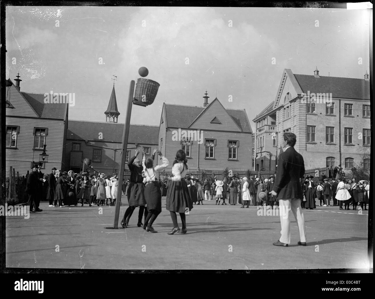 Netball team school Black and White Stock Photos & Images - Alamy
