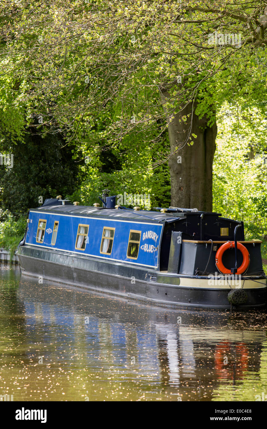 Narrowboat moored on the Staffordshire and Worcester Canal, England, UK ...