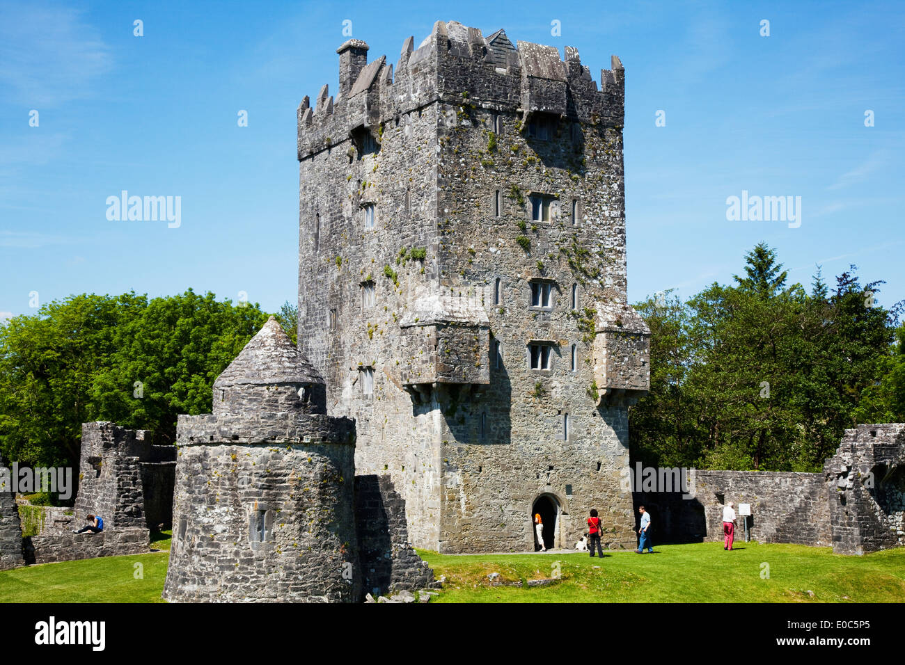 Oughterard hi-res stock photography and images - Alamy