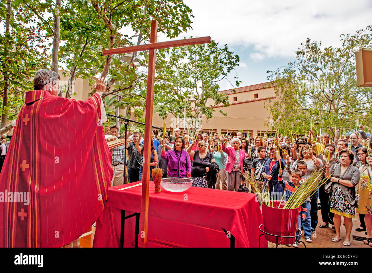 The pastor of St. Timothy's Catholic Church, Laguna Niguel, CA ...