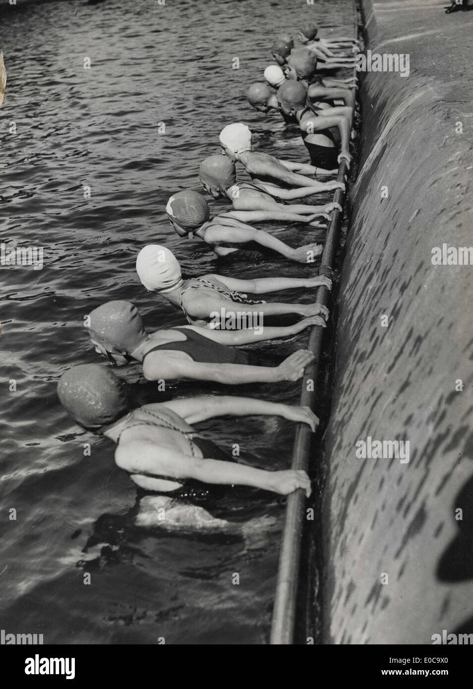 Vintage swimming lessons hi-res stock photography and images - Alamy