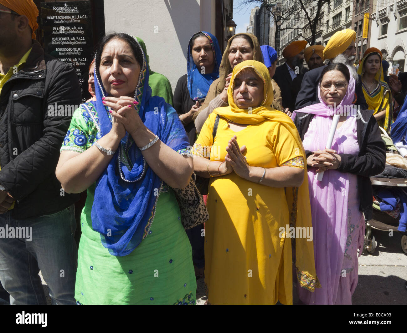 Sikh women hi-res stock photography and images - Alamy