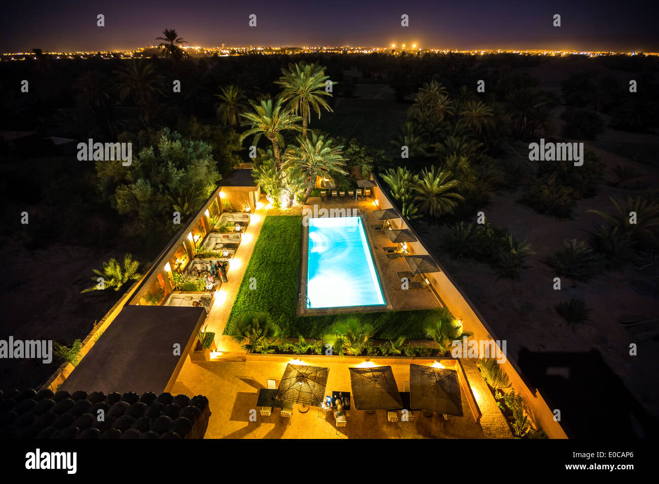 Pool illuminated night hi-res stock photography and images - Alamy