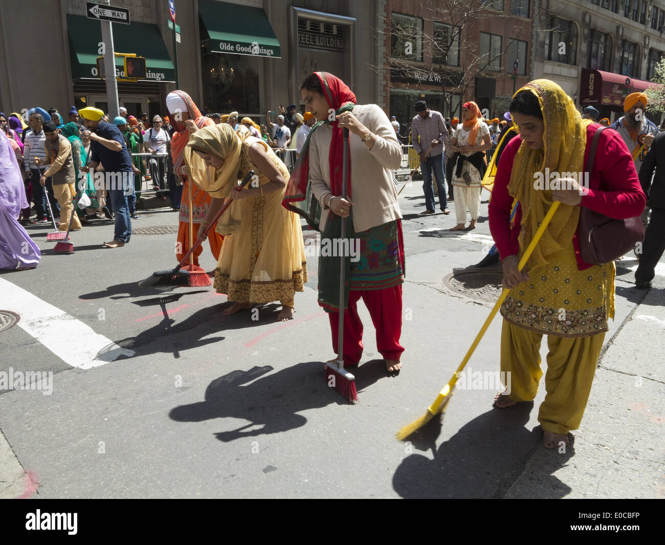 Sikh day parade hi-res stock photography and images - Alamy