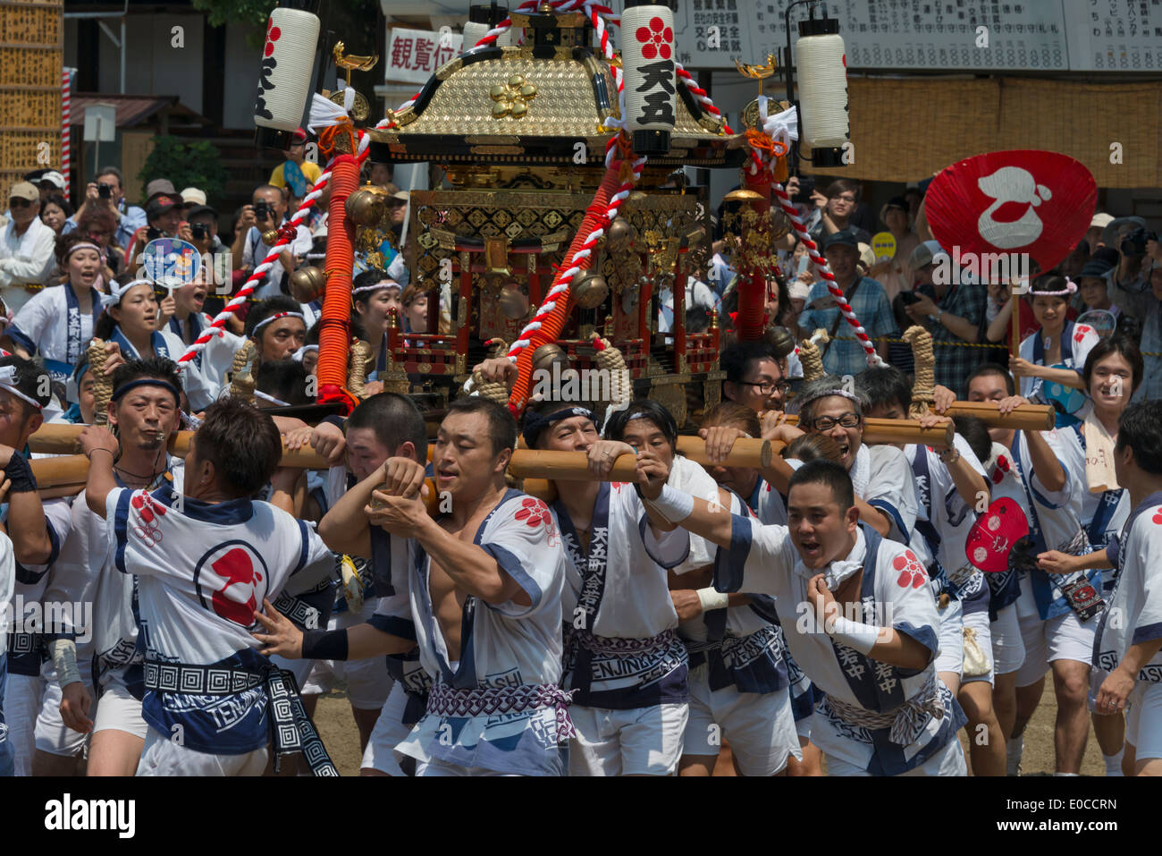 Parade carrying float celebrating Tenji Matsuri Festival, Osaka, Japan ...