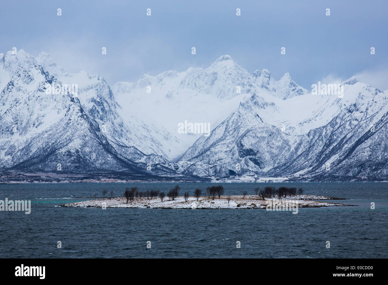 Lofot island hi-res stock photography and images - Alamy