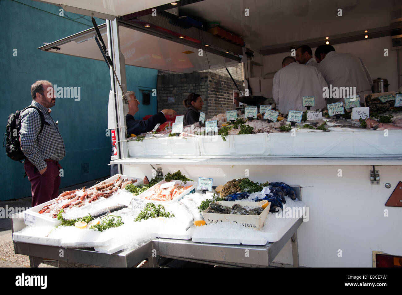 Northcote Rd Fishmonger Stand - London SW11 - UK Stock Photo - Alamy