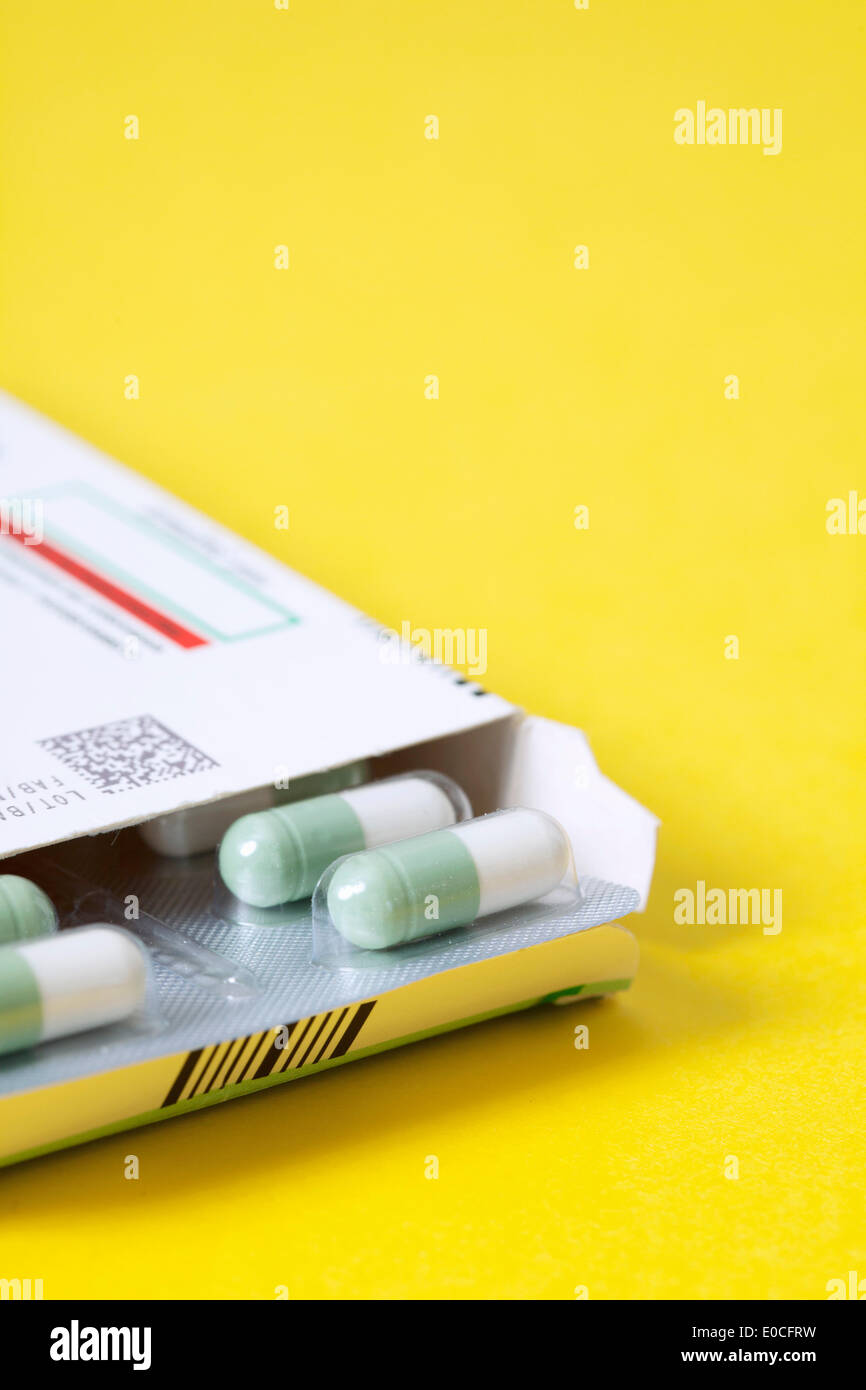 Drug medicine packaging boxes hi-res stock photography and images - Alamy