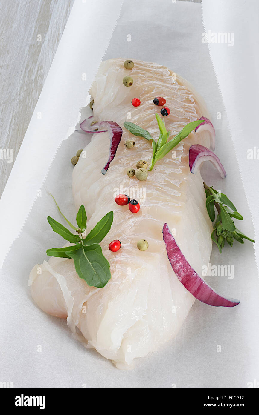 Tinfoil fish hi-res stock photography and images - Alamy
