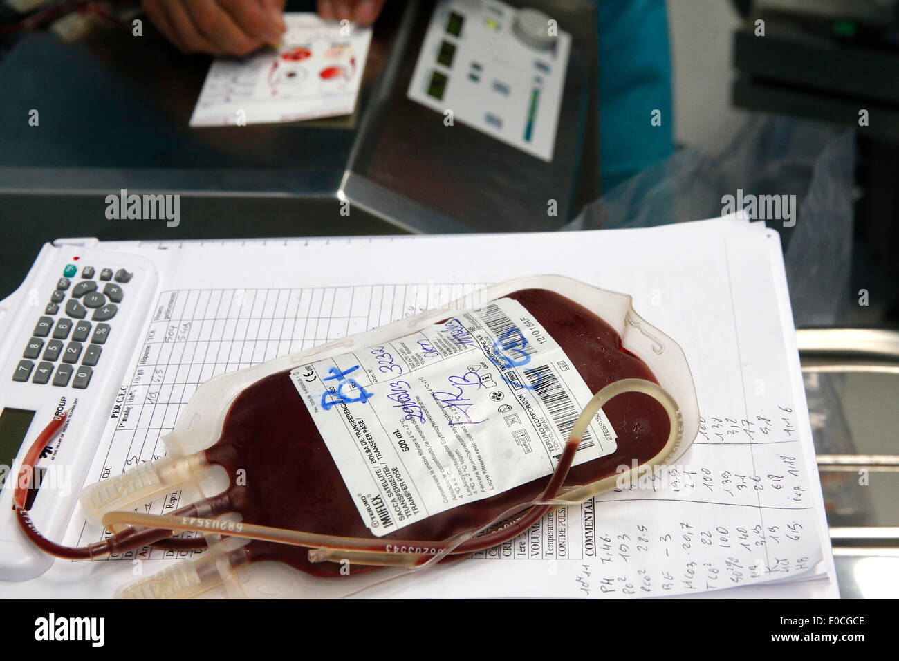 Blood transfusion africa hi-res stock photography and images - Alamy