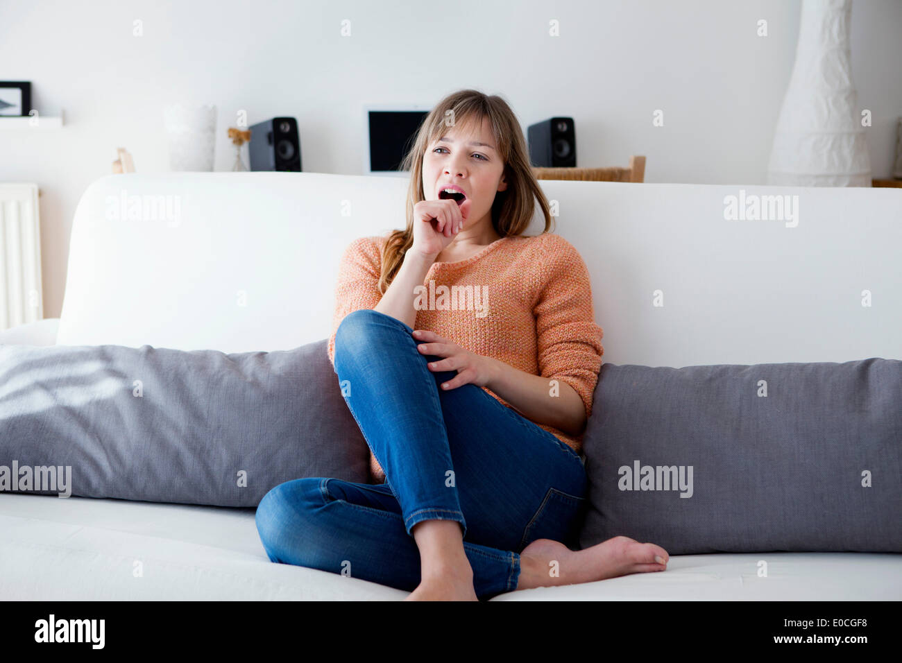 Yawning woman hi-res stock photography and images - Alamy