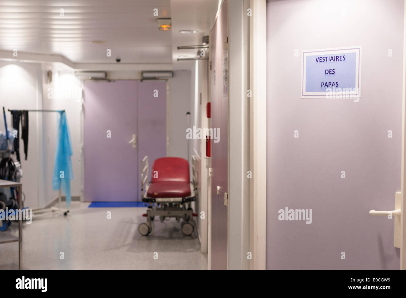 Hospital ward sign women hi-res stock photography and images - Alamy