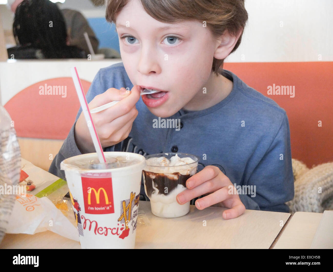 Children sweets and fizzy drinks hi-res stock photography and images ...